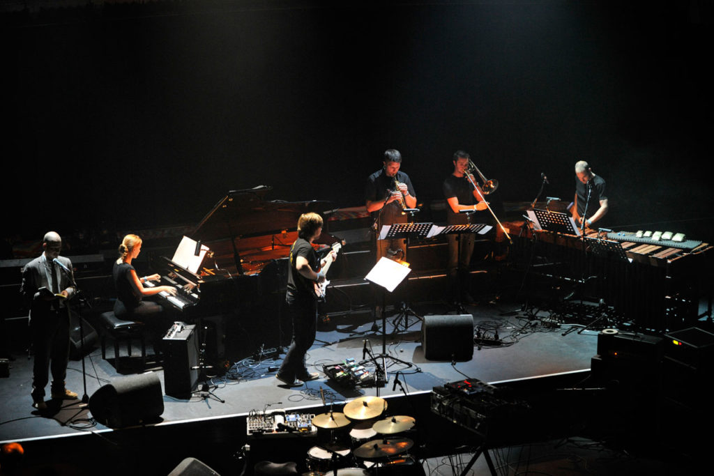 Cows, Chords & Combinations - The Music of Tom Johnson – Ensemble Klang